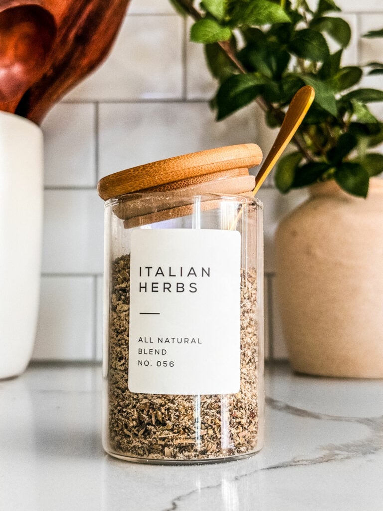 Easy Homemade Italian Seasoning - Killing Thyme